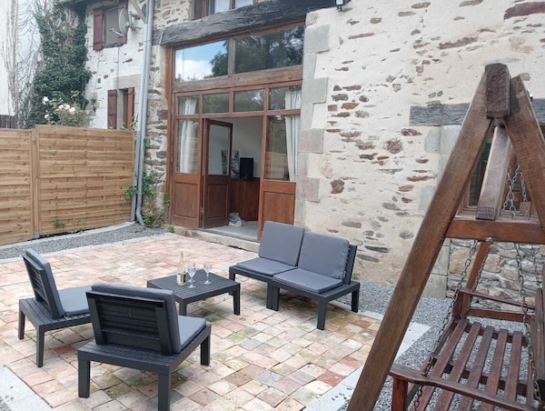 Spacious And Comfortable Gîte For 8 People - Limousin