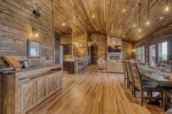 Get Away And Relax At Elk Ridge, A Modern Lodge In The Mountains Of Ruidoso. - Ruidoso, NM