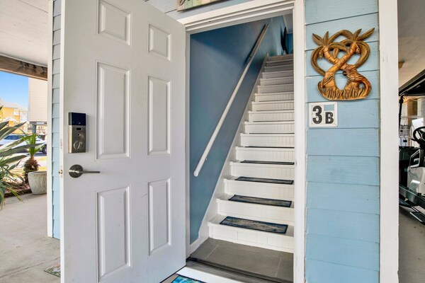 Dauphin Island Tbs Beach House - Hernando Beach, AL