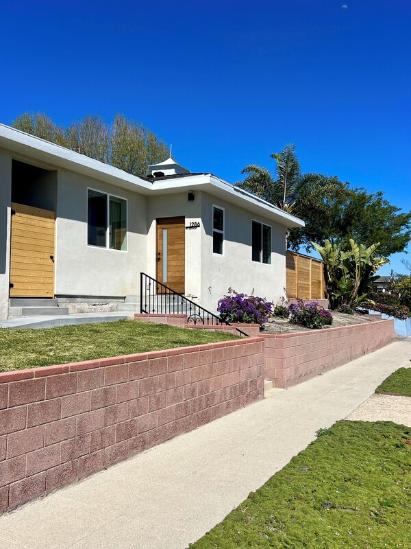 Private San Pedro Adubrand-new, Furnished, Safe And Quiet Neighborhood Comfort - Rancho Palos Verdes, CA