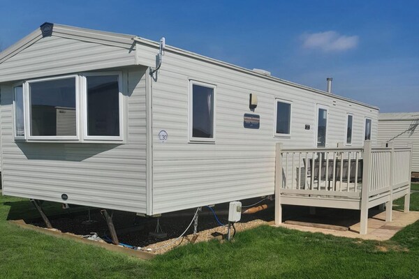 3 Bed-sleeps 6-pets-parking-5 Min To Beach - Mablethorpe