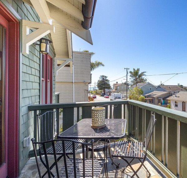 Harbor Fun For The Whole Family | Hot Tub + Walk To Beach & Boardwalk - Capitola, CA