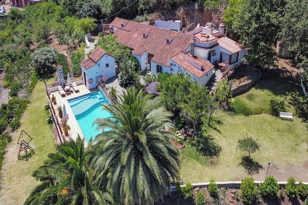Retiro En Casa Cueva Con Solárium Y Piscina - Moya