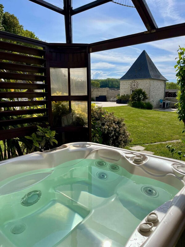 La Glycine, Avec Accès Piscine Et Jacuzzi - Arromanches-les-Bains