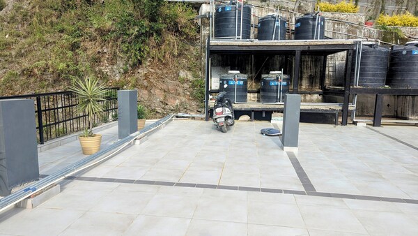 Peaceful 3bhk Condo With Open Balcony - Shimla
