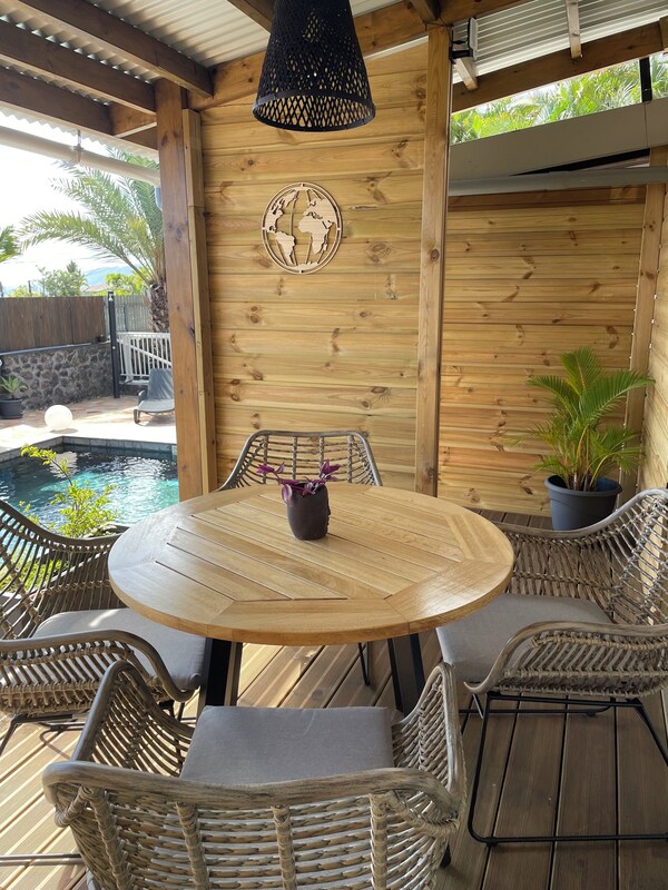 Charming Accommodation,spa And Heated Swimming-pool - Saint-Pierre