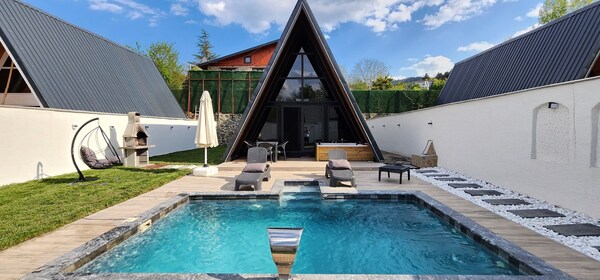 2+1 Private-heated-bungalow With Pool-sauna-jacuzzi-5 Persons In Sapanca üNlüce - Sapanca