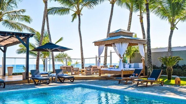Beach Front, Spacious 5-bungalows In Gorgeous Sosua, Cabarete, Fully Staffed. - Cabarete