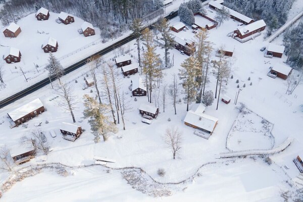Cedar Select  Cozy Cabin Townhouse - Littleton, NH