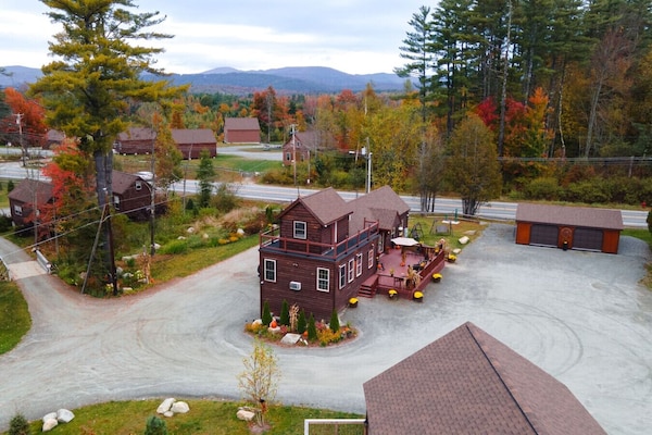 Serene Two-bed Log Cabin Townhouse - Littleton, NH