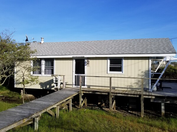 Idyllic Cozy Cottage In Davis Park, Fire Island - Weekly Rentals Now Available! - Fire Island, NY