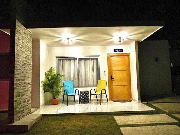 Escape To Villa Casita In Lovely Punta Cana With Private Pool, Wifi, Ac & More! - Punta Cana