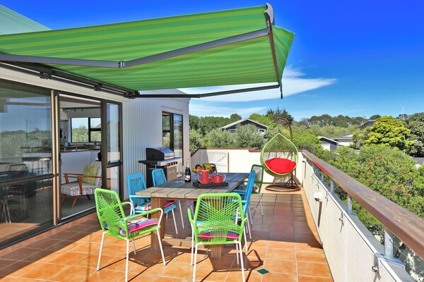 Cape View Villa: Well-appointed House With Stunning Sea Views! Family-friendly. - Clive