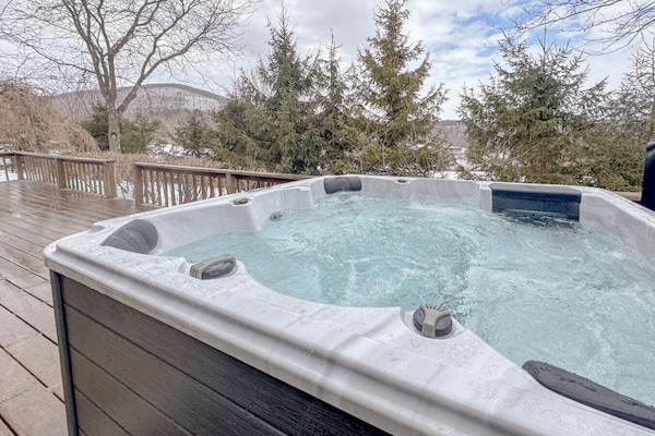 Cozy Catskill A-frame With Hot Tub - Hudson Valley, NY