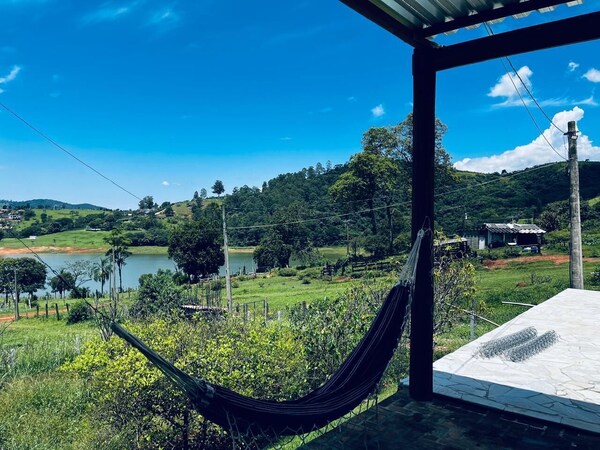 Chácara Aconchegante Frente à Represa, P/ Prática De Esportes Náuticos E Pesca. - Bragança Paulista