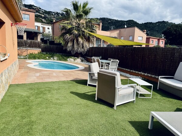 House With Private Pool And Jacuzzi 2km Beach - Costa Brava