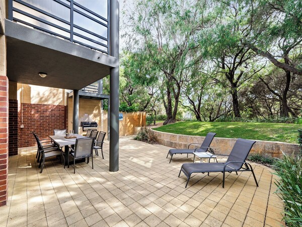 Beachside Getaway: Family Villa At Sebel Resort - Busselton