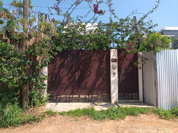 "Comfortable And Cozy House South Of The City, Ideal For Couples Or Families." - Oaxaca