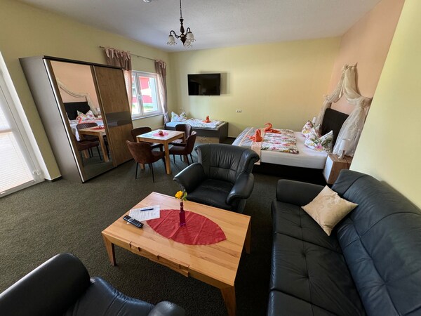 Apartment 5 - Bed & Breakfast Am Waldgürtel - Forst