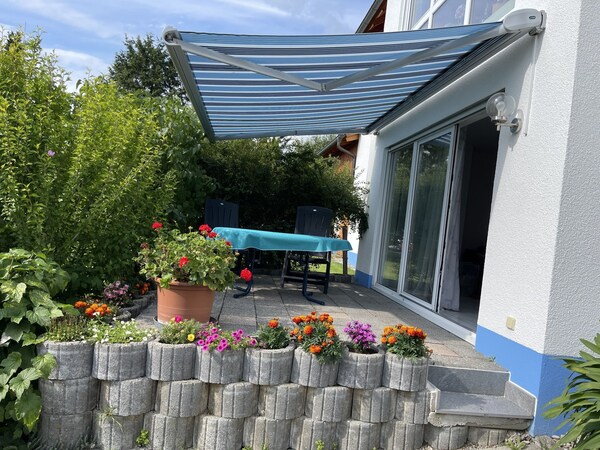 Ferienwohnung Waibel, 60qm, 1 Schlafzimmer, Terrasse, Max. 3 Personen - Überlingen
