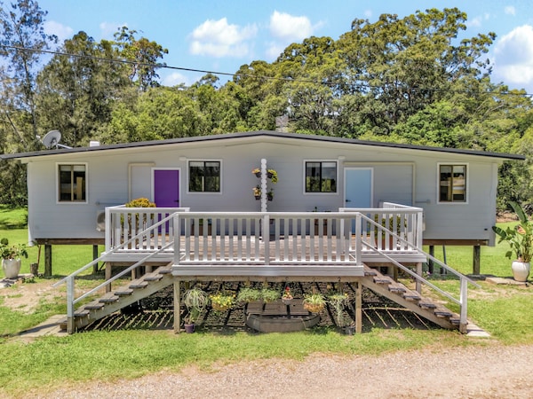 Galahs By The River Collection  Exclusive Estate Stay In Repton - Coffs Harbour