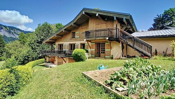 Cosy Chalet Apartment - Flumet