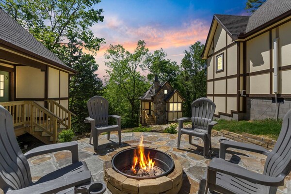 Hearthstone Hideaway At Tudor Suites - Table Rock Lake