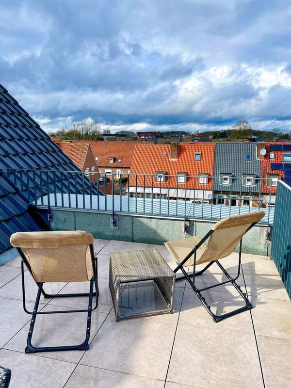 Ahaus: City Oasis With Terrace & Private Garage - Ahaus