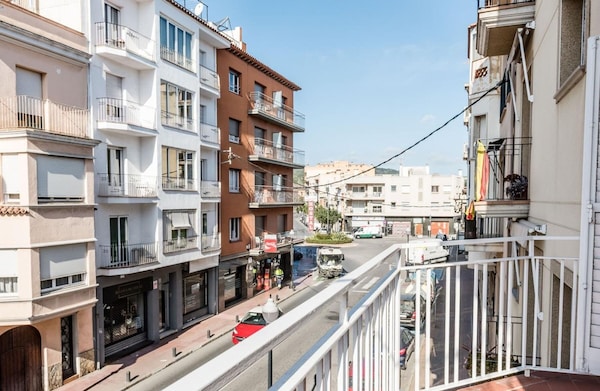 Apartment In The Center Of Sant Feliu De Guíxols, 2 Min From The Beach - Palamós