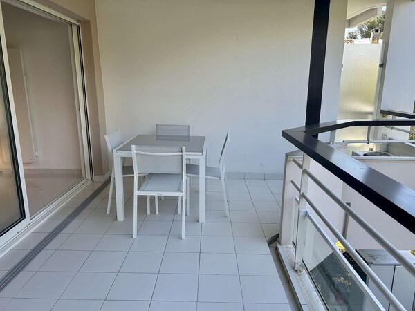 Moderne Wohnung In Saint-raphaël, 2 Schlafzimmer - Saint-Raphaël