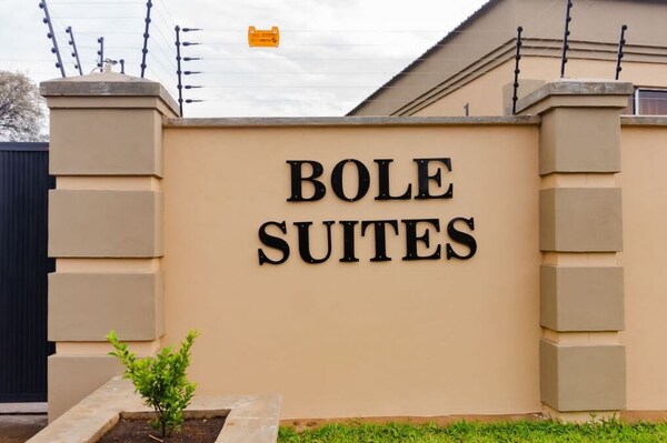 Deluxe Two-bedroom Apartment - Lilongwe