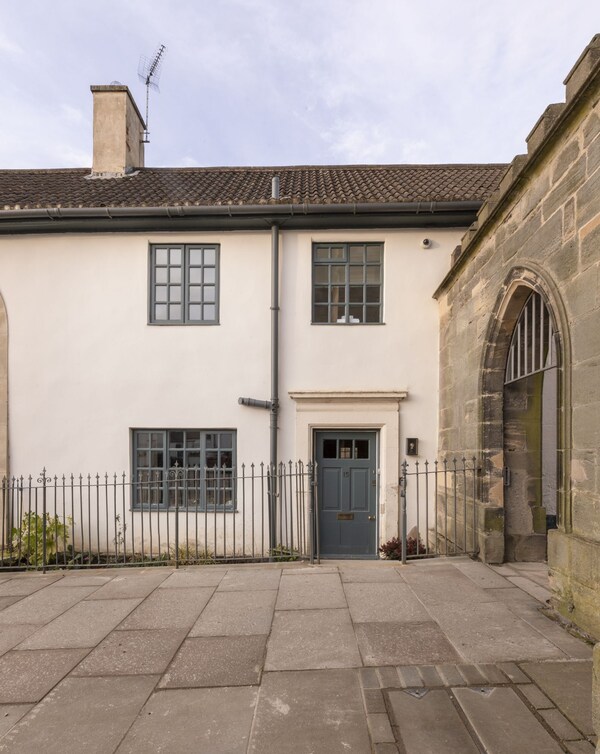 Bishop Lightfoot Cottage - A Characterful And Dog-friendly Cottage - Auckland Castle