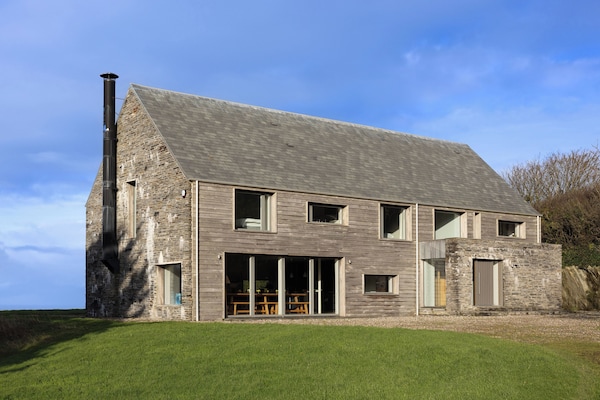 Luxury Devon Holiday House With Stunning Sea Views, Close To The Beach Sleeps 10 - Woolacombe