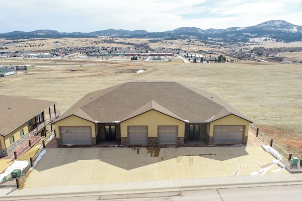 Incredible Panoramic View, Close To Spearfish, Very Open Floor Plan & Paved! - Spearfish, SD