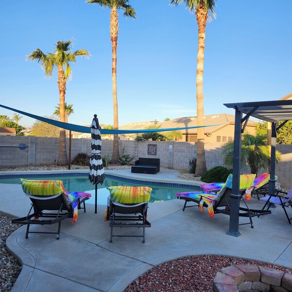 Charming 4-bedroom Pet Friendly Oasis With Wifi, Ac In Peaceful Surprise. - Surprise, AZ