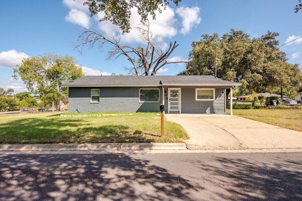 Spacious 4br Home, Central Georgetown Location! - Georgetown, TX