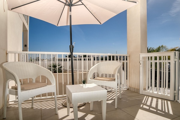 Suite Aniagua Helle Ferienwohnung Mit Poolblick - Costa Teguise