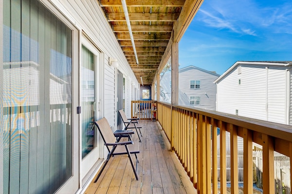 Rainbow Cove Condo W/wifi, W/d, Walk To Restaurants & Entertainment - Dewey Beach, DE