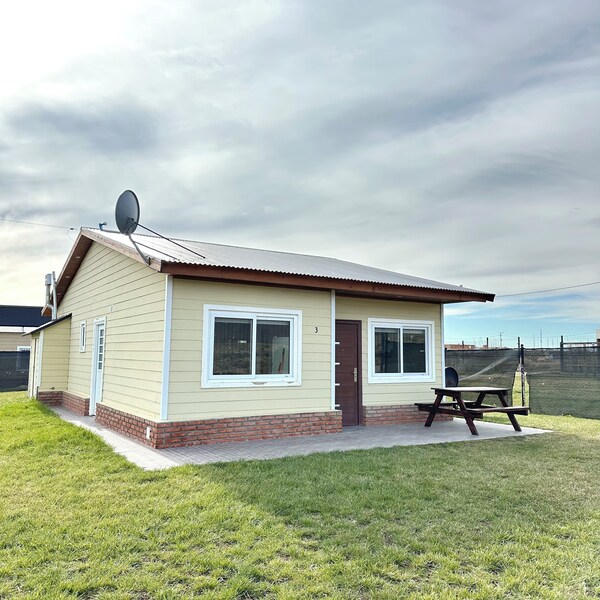 Cabaña Con 3 Habitaciones, Excelente Vista A Los Cerros - El Calafate