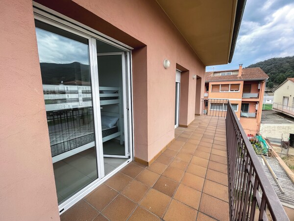 Apartamento Con Vistas A La Montaña - Olot
