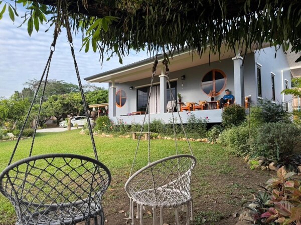Enchanting 3-bedroom House With Ac In Chiang Dao - Chiang Dao