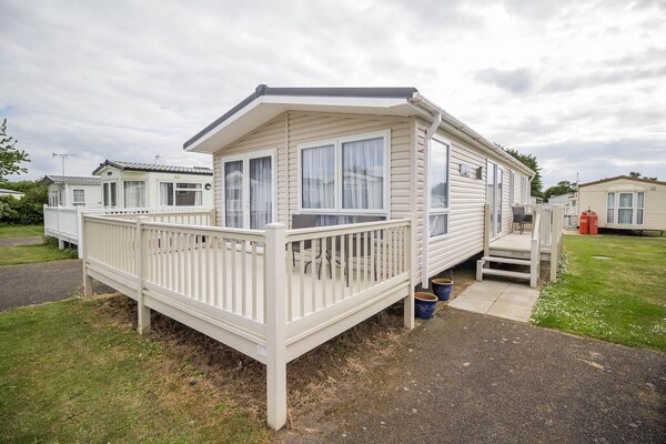 Beautiful Lodge At Manor Park Nearby Hunstanton Beach Ref 23021c - Hunstanton