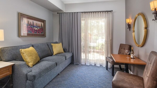Big Fun, Boutique Feel  Your Napa Getaway- Wyndham Vino Bello- Studio - Vallejo, CA