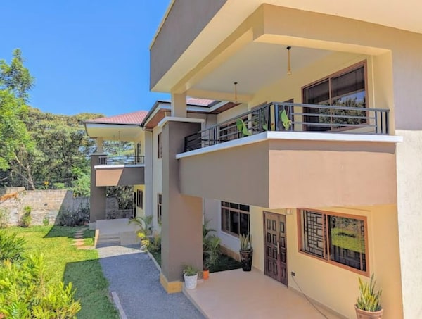 Luxury 9 Rooms Fullhouse In Karen Nairobi - Nairobi