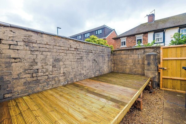 Home In Stoke-on-trent - Stoke-on-Trent