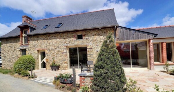 Maison De Vacances 'Studio' Avec Terrasse Privée Et Wi-fi - Janzé
