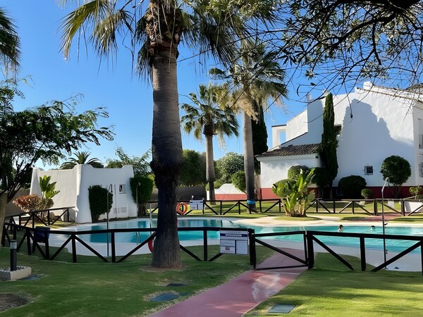 Casa Unifamiliar 'Costa Ballena' Con Piscina Privada, Wi-fi Y Aire Acondicionado - Rota