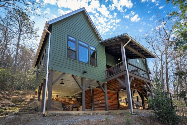 Little Bow Cottage | Pet-friendly, Views & Modern Mountain Home Close To Town! - Black Mountain, NC