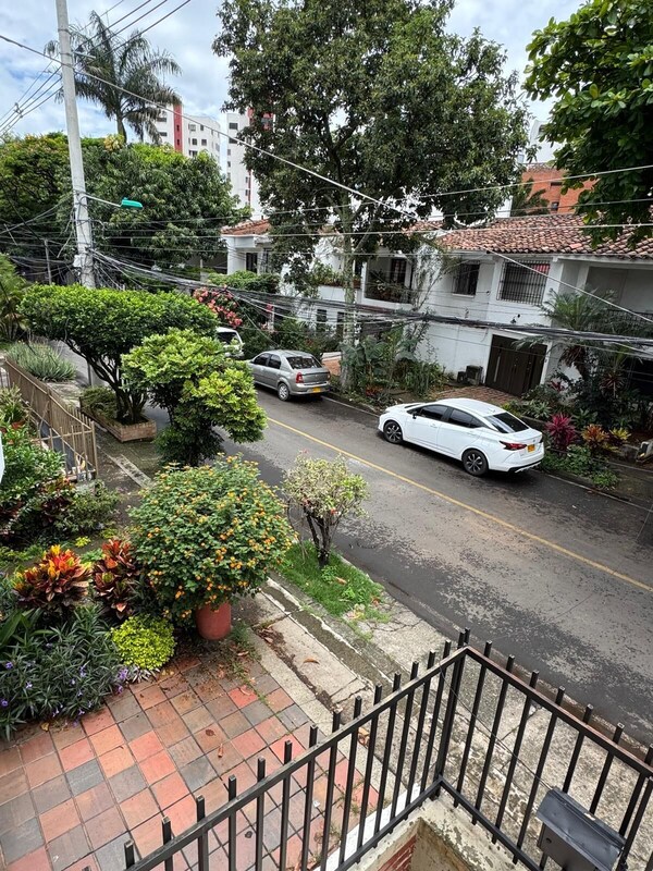 Charming 2-bedroom House In Cali , Close To Palmetto Mall And Aesthetics Clinics - Cali