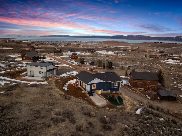 Views+idealbeachresort+pingpong+sleeps21! - Garden, UT